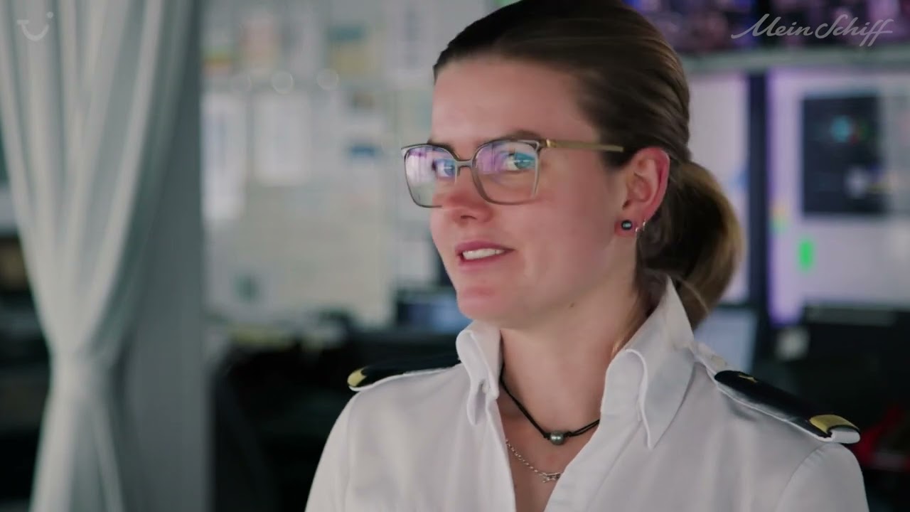 Mein Schiff Kapitän Hilko Tjard Mahler als Botschafter der maritimen ...